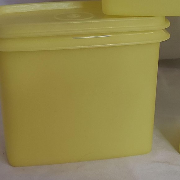 Tupperware | Kitchen | Vintage Tupperware Yellow Rectangle With Lids ...